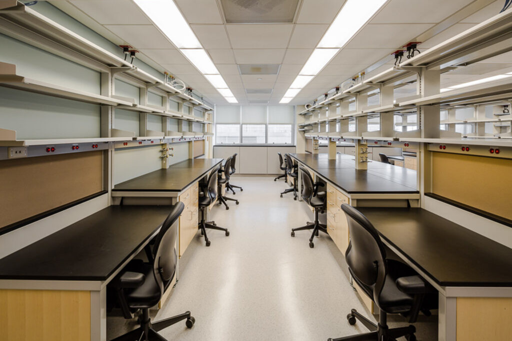 Pathology Wet Lab - Jack L. Gordon Architects